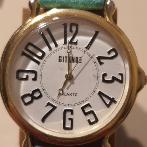 Gitano | Accessories | 20 Gitano 8484 Goldtonewhite Leather Womens ...